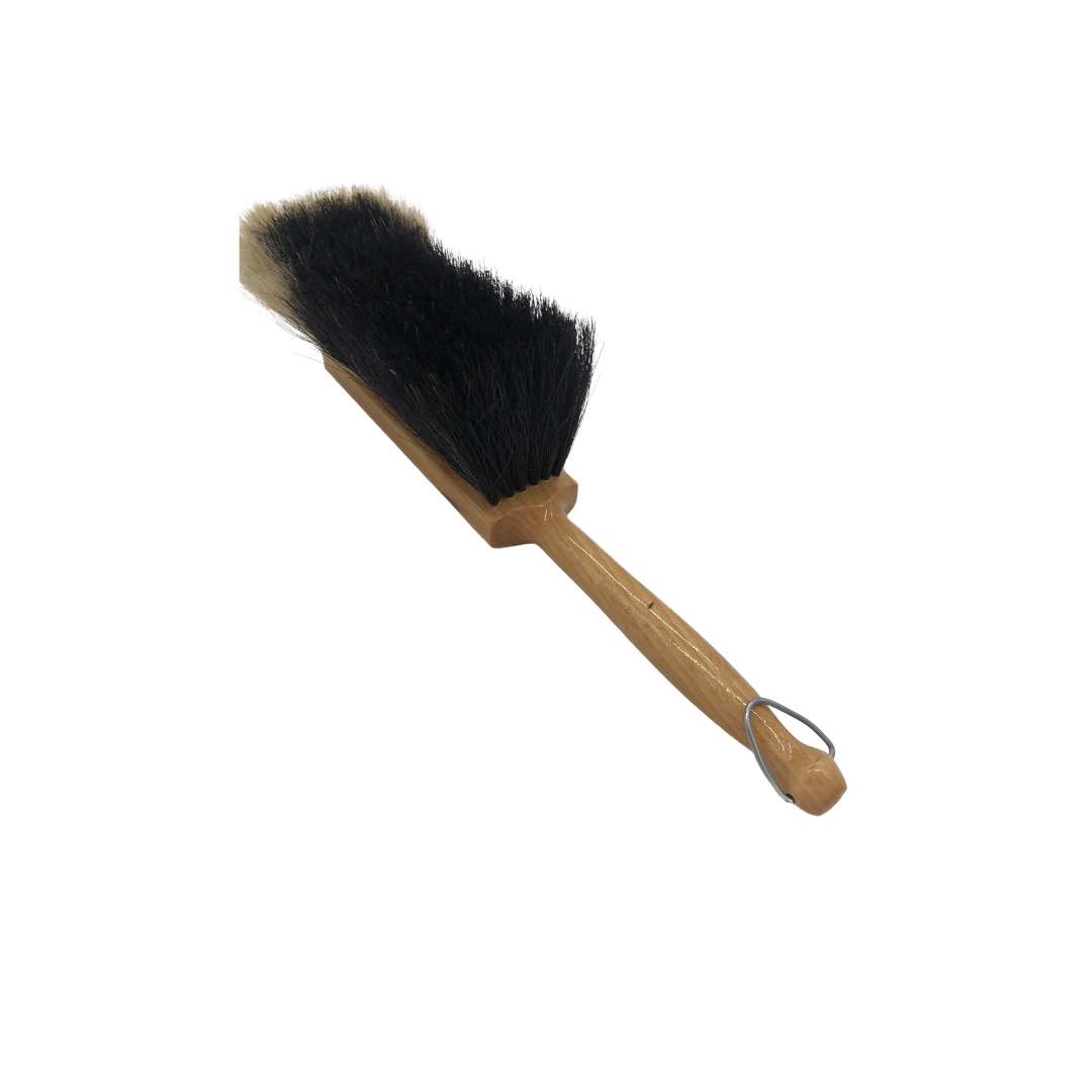 Handfeger aus Buche lackiert